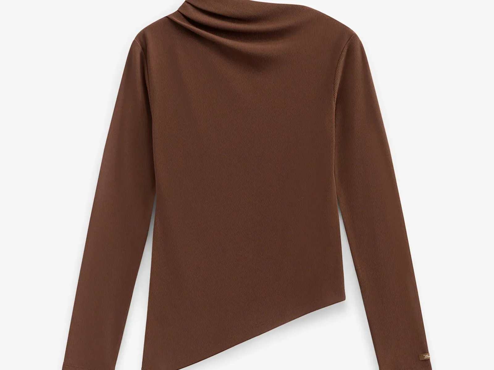 Áo thun nữ dài tay cổ lệch form fitted